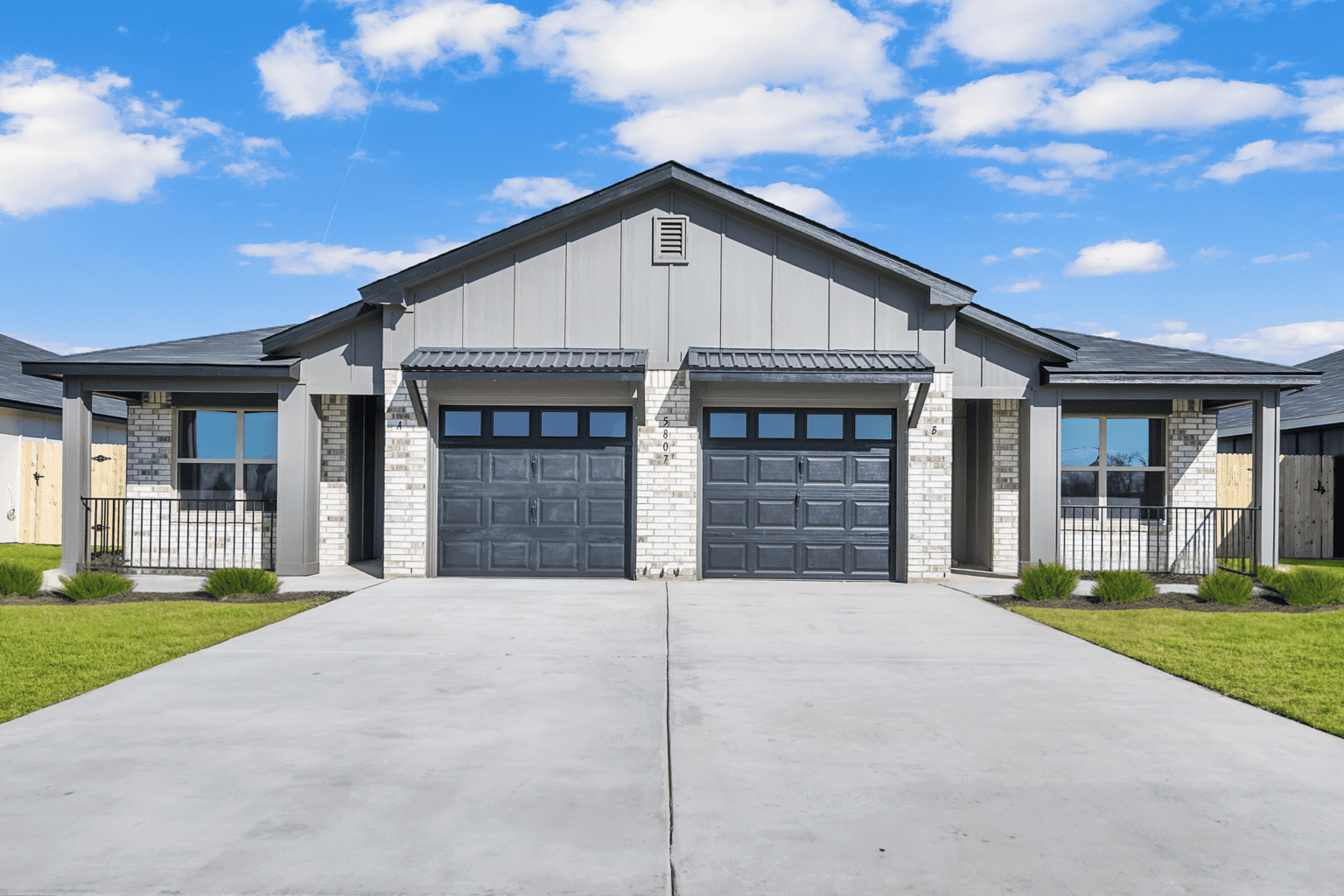 Duplex Collection | Flintrock Builders